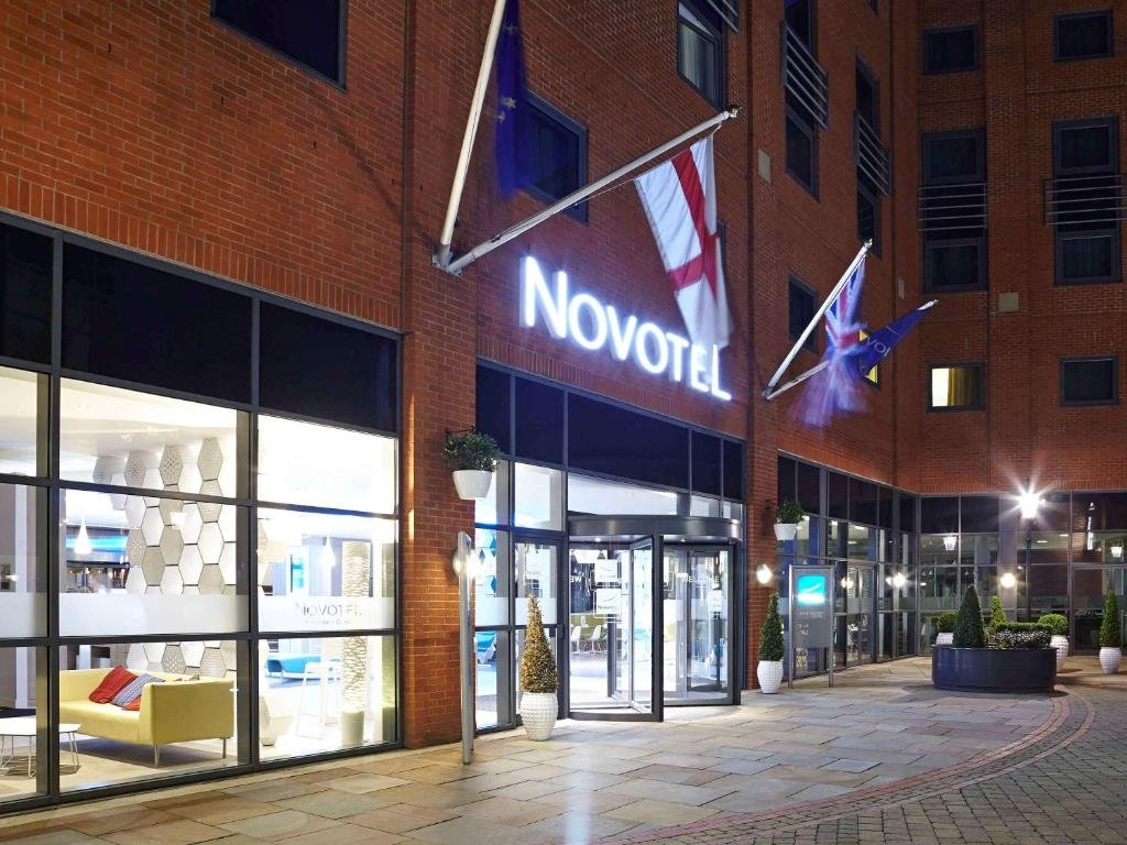 Novotel Manchester Centre | Traviguide