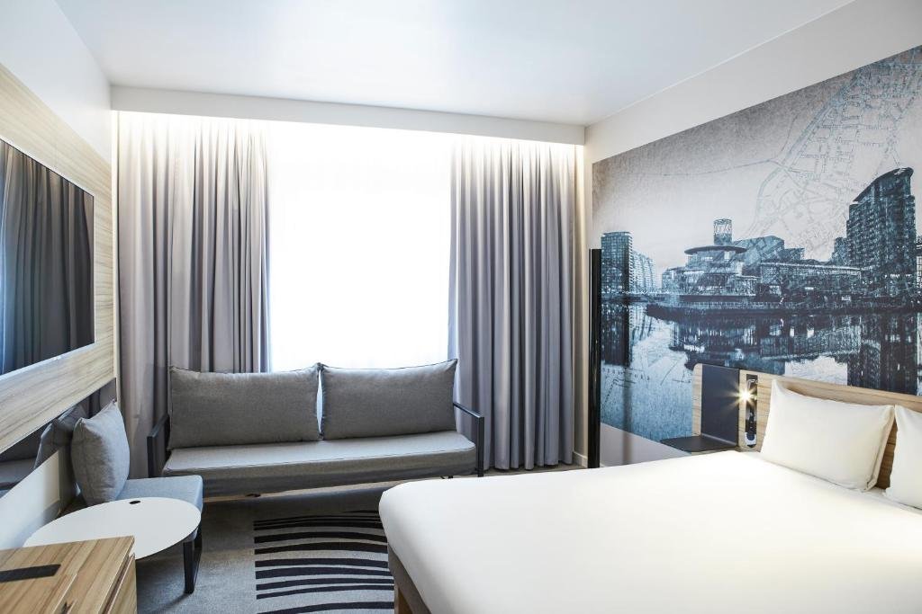 Novotel Manchester Centre | Traviguide
