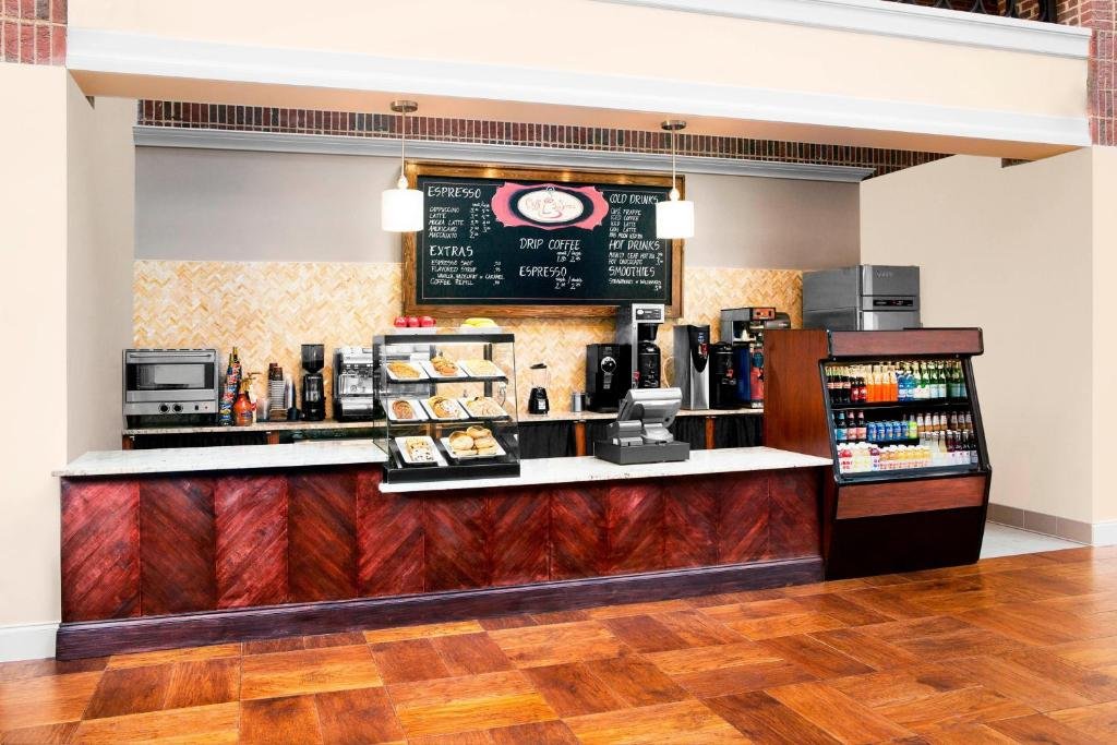 Sheraton Raleigh Hotel | Traviguide